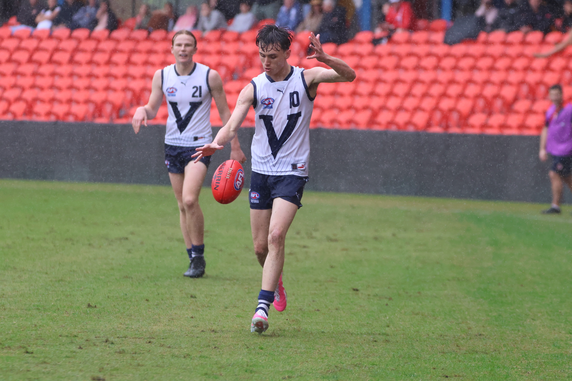 Star Turn: Hibbins-Hargreaves' hurt factor highlighted - Aussie Rules Rookie Me Central