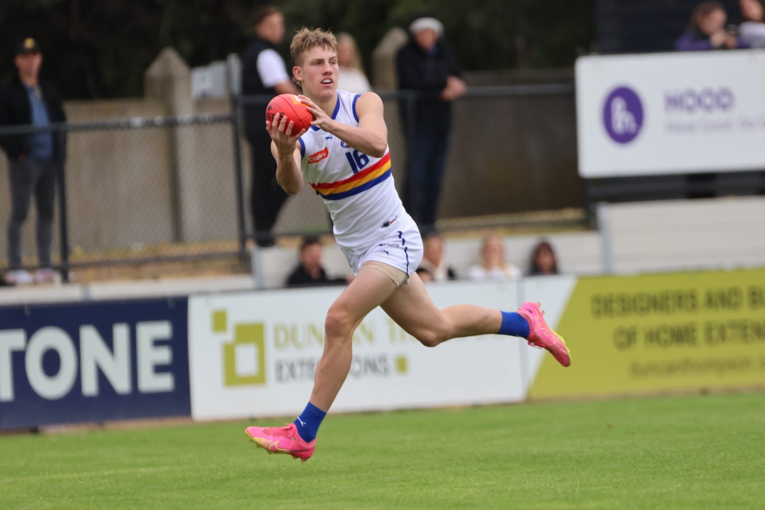 PREVIEW | 'Rays & Ranges midfield guns lock horns - Aussie Rules Rookie ...