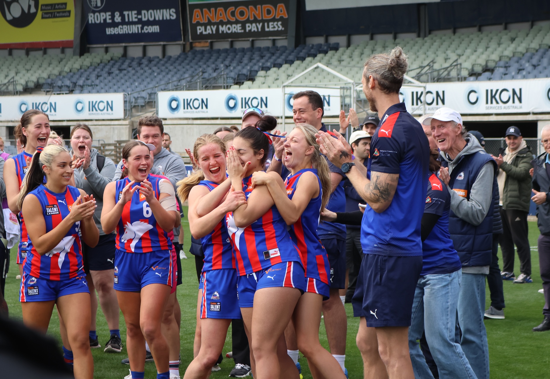Déjà vu for Chargers, Tallariti in back-to-back flags - Aussie Rules ...