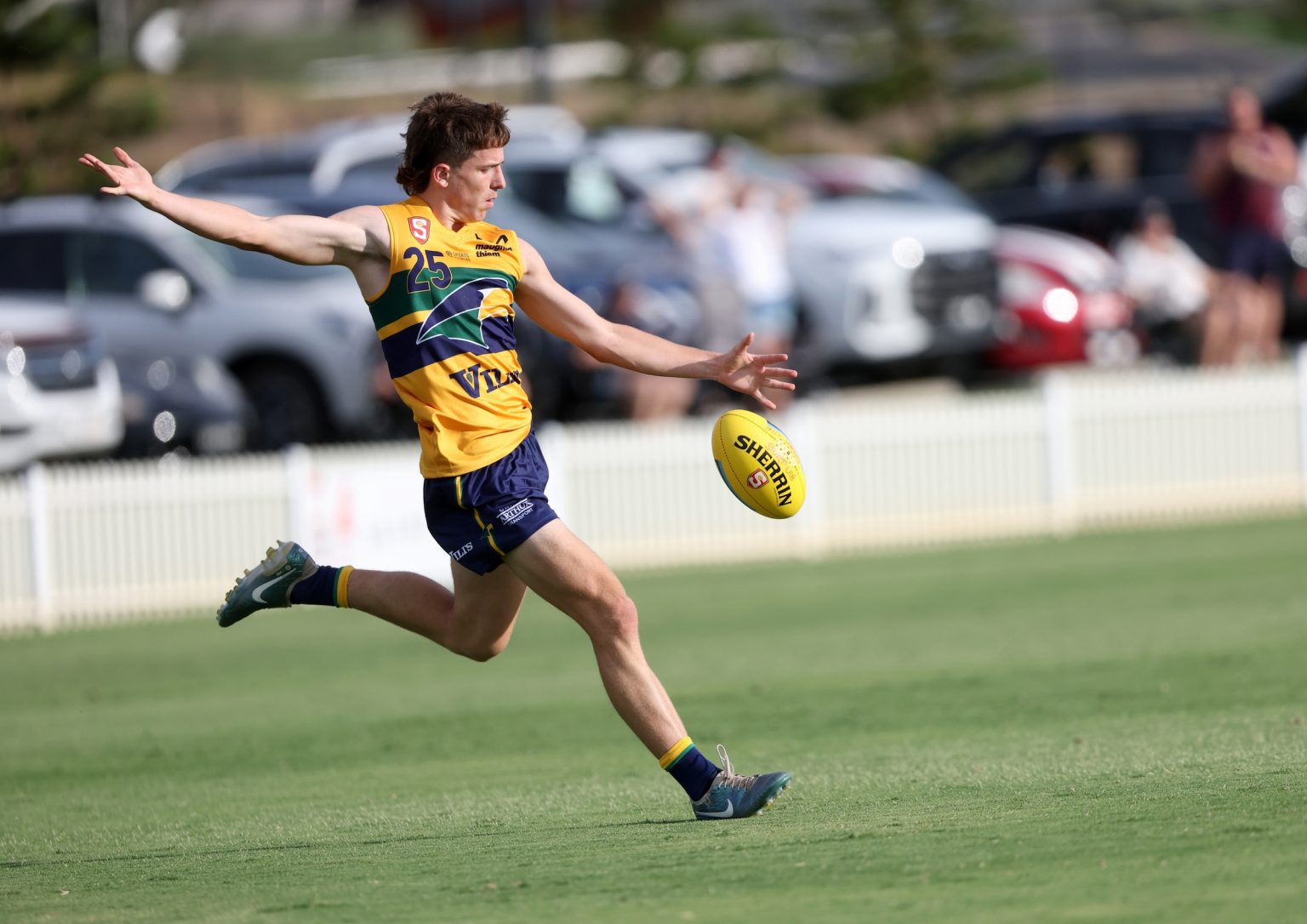 Scouting Notes: Double Blues pip reigning premiers - Aussie Rules ...