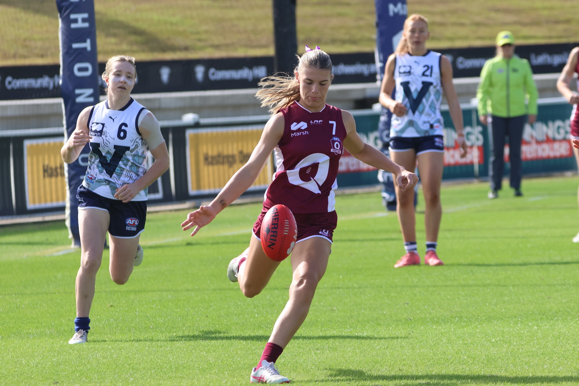 Queensland holds off Country in strong finish - Aussie Rules Rookie Me ...