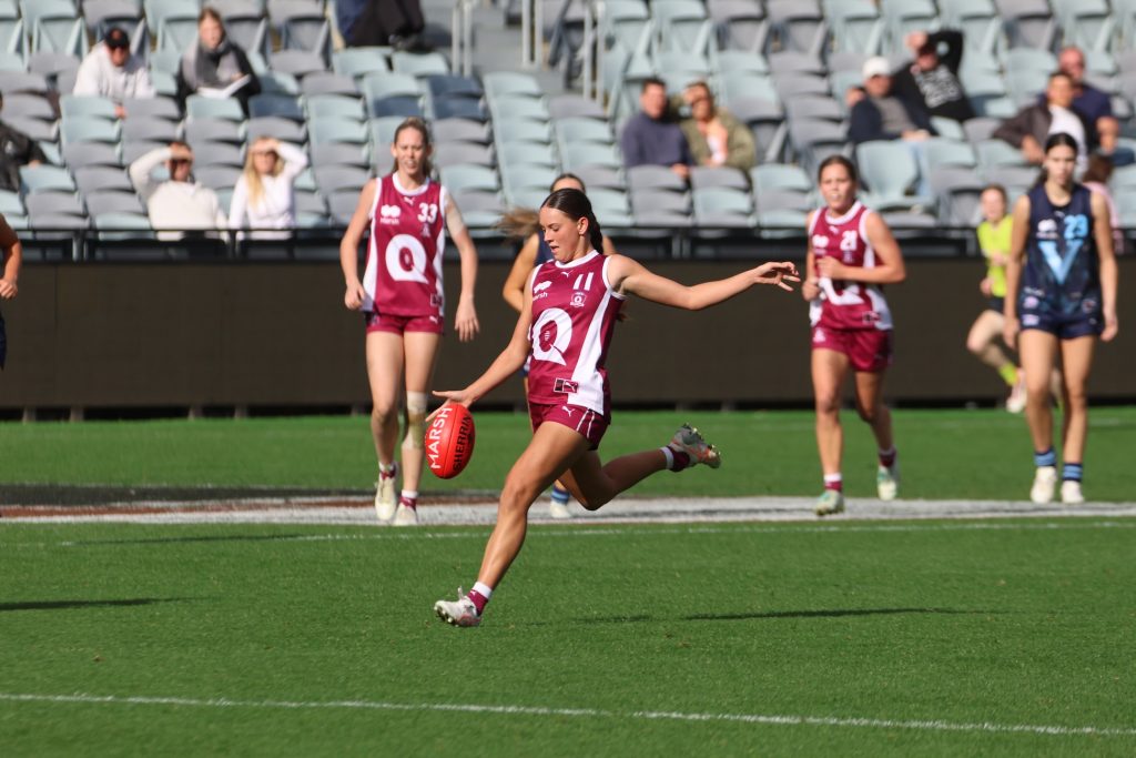 Metro's fast start sees them hold off Queensland - Aussie Rules Rookie ...